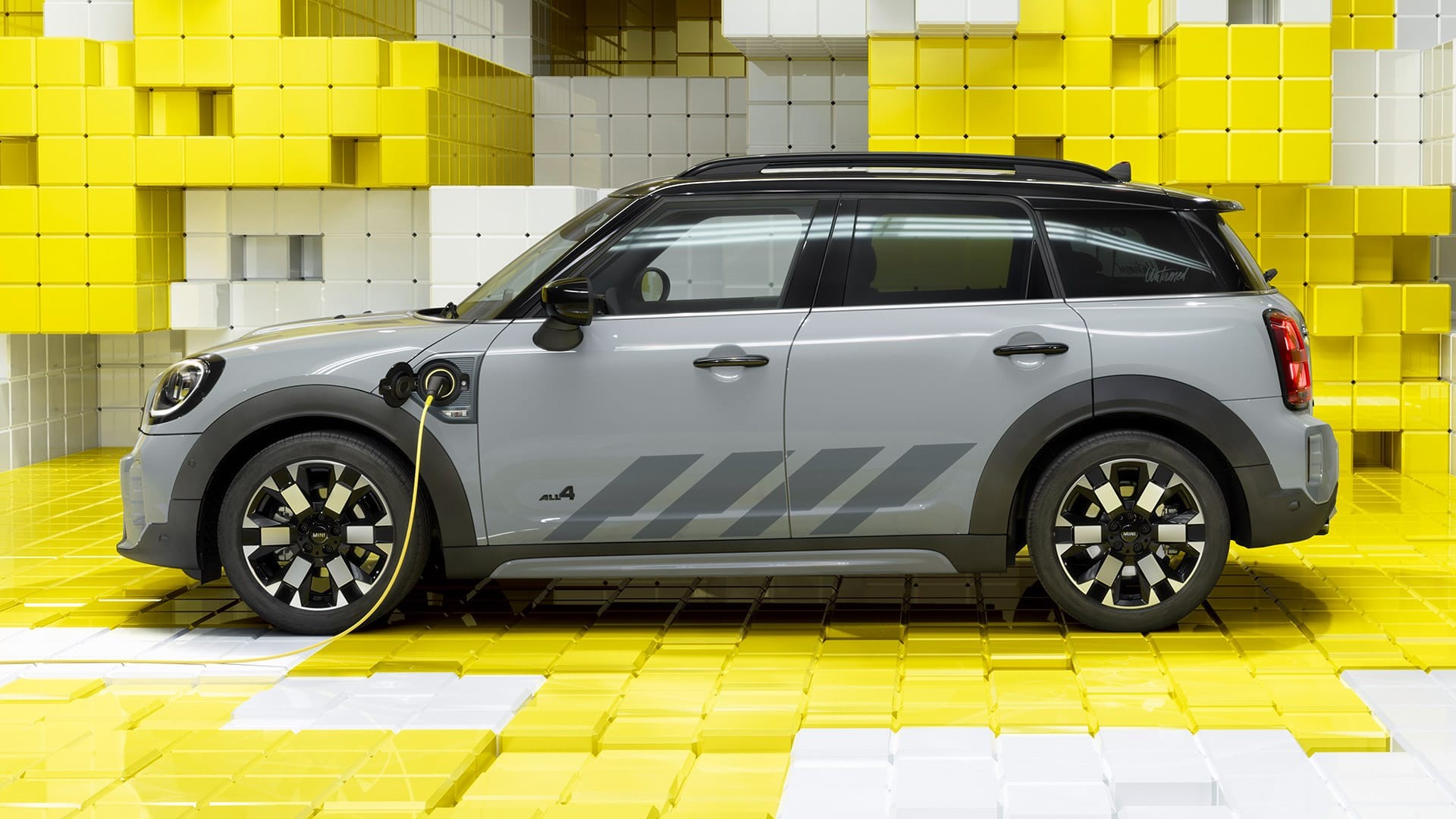 MINI COUNTRYMAN PLUG-IN HIBRID I MINI.CO.ME